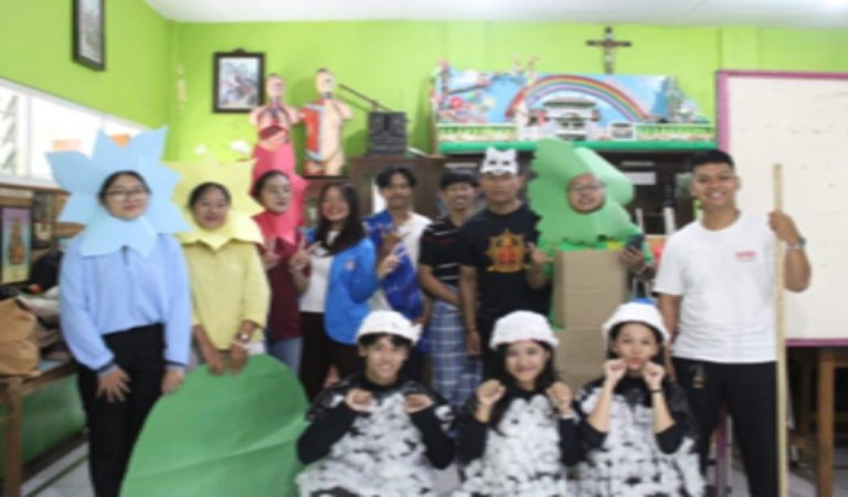 Penutupan Program “UKWK Mengajar” BEM UKWK di SDK Marga Bhakti Malang ...